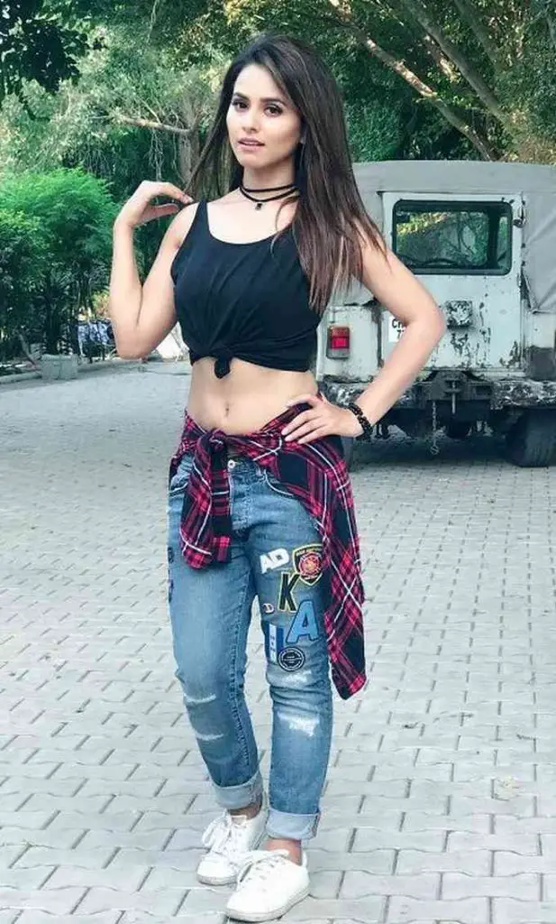 Pooja Thakur Height, Net Worth, Affairs, Age, Bio and More 2024| The ...