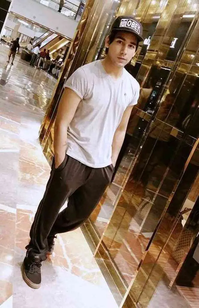 Rishi Dev Height, Affairs, Age, Net Worth, Bio and More 2024| The Personage