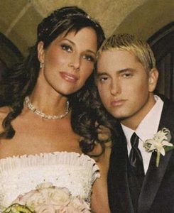 Marshall Bruce Mathers III Height, Net Worth, Affairs, Age, Bio and ...