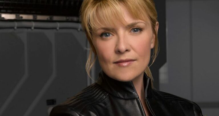 Amanda Tapping Net worth, Age: Weight, Kids, Bio-Wiki, Partner 2024 ...