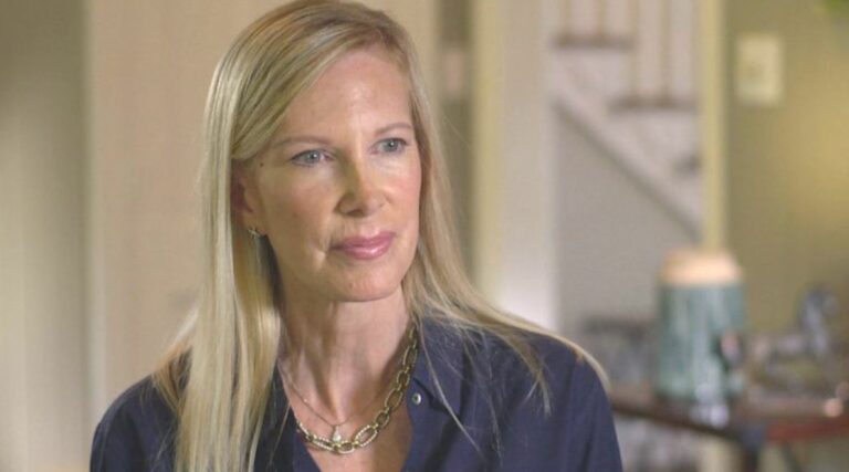 Beth Holloway Net worth, Age: Bio-Wiki, Kids, Weight, Wife 2024| The ...