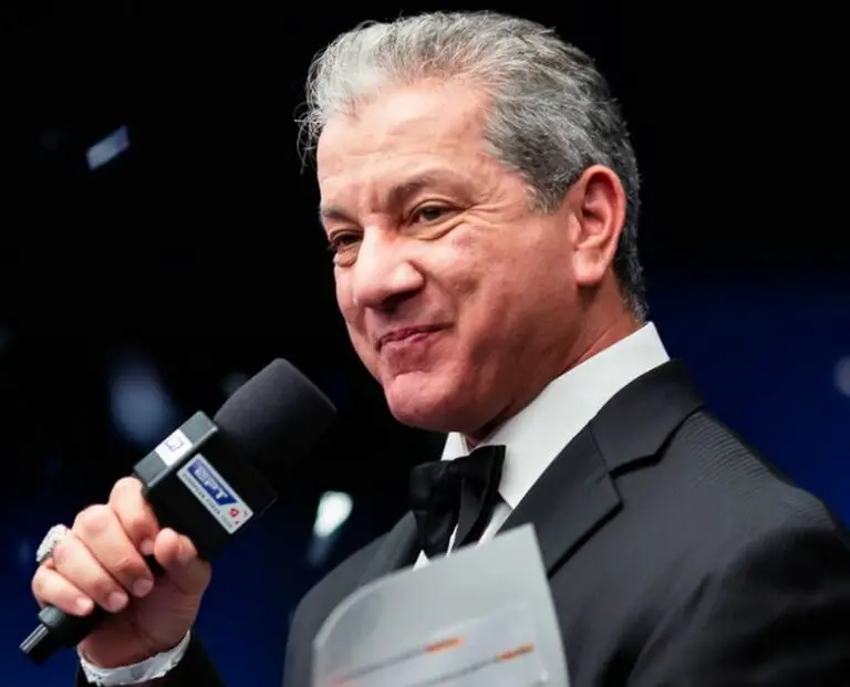 Bruce Buffer Age, Net worth: Bio-Wiki, Wife, Kids, Weight 2024| The ...
