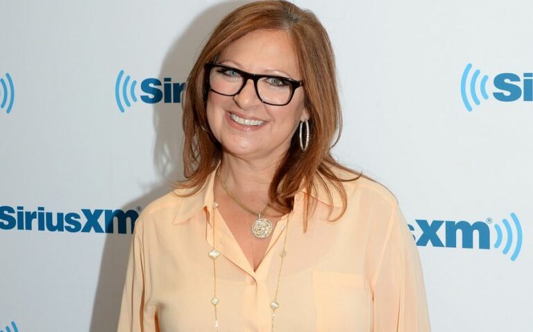 Caroline Manzo Age, Net worth: Bio-Wiki, Kids, Weight, Wife 2022 - The ...