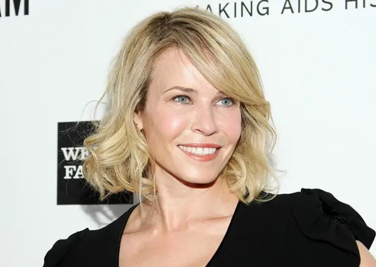 Chelsea Handler Age, Net worth: Weight, Kids, Bio-Wiki, Soulmate 2024 ...