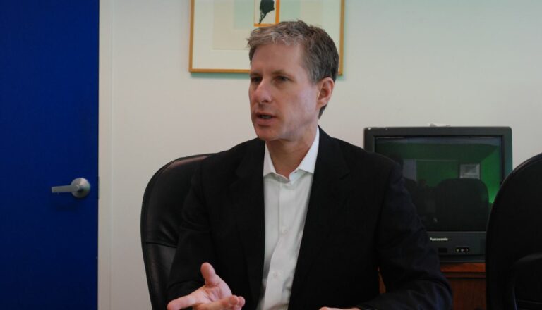 Chris Larsen Net worth, Age: Bio-Wiki, Wife, Kids, Weight 2024| The ...