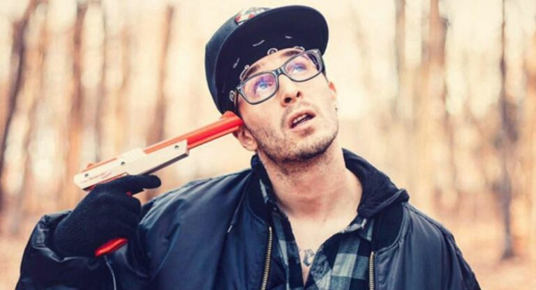 Chris Webby Age, Net worth: Wife, Bio-Wiki, Weight, Kids 2024| The ...