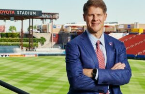 Clark Hunt Net worth, Age: Bio-Wiki, Kids, Weight, Wife 2024| The Personage