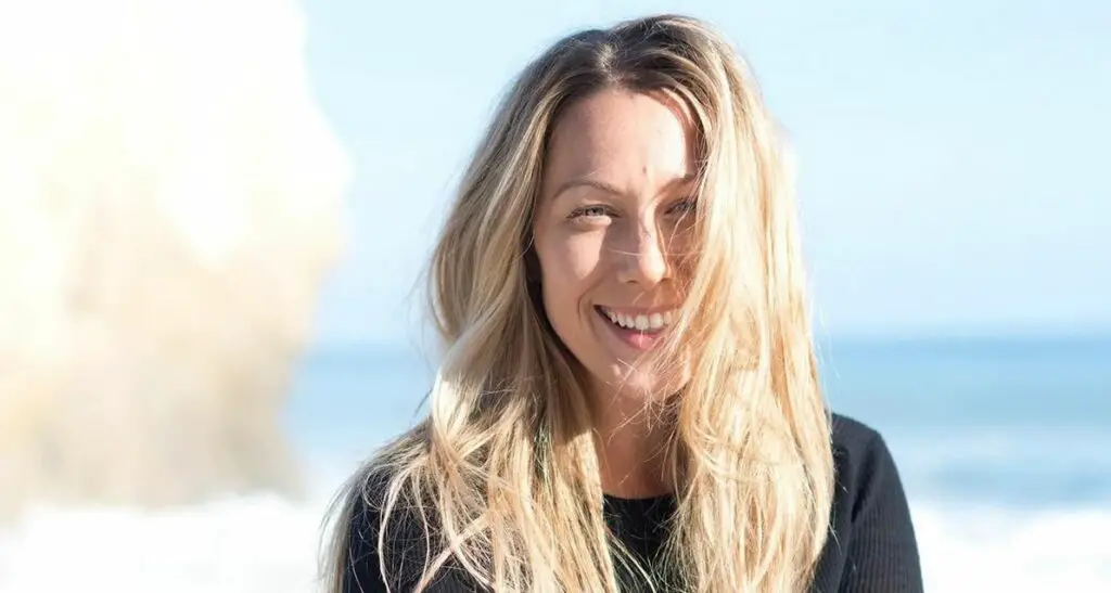 Colbie Caillat Age, Net worth: Kids, Weight, Bio-Wiki, Wife 2024| The ...