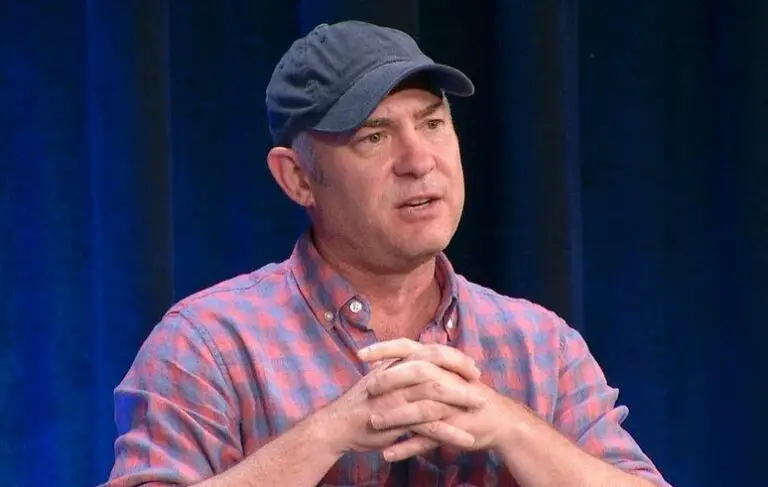 Dan Carlin Age, Net worth: Bio-Wiki, Wife, Kids, Weight 2024| The Personage