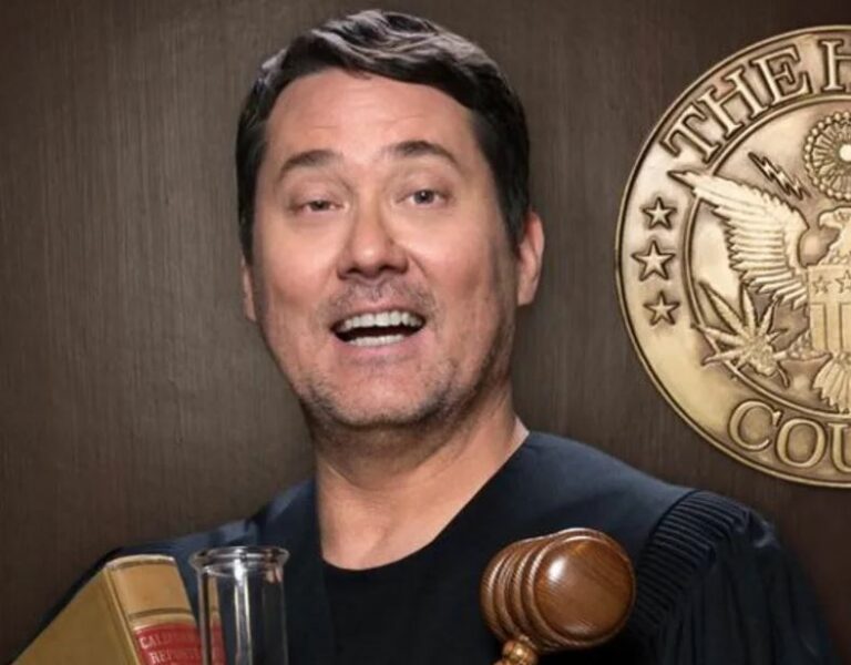 Doug Benson net worth, Wife, Kids, Weight, Age, Bio-Wiki 2024| The ...