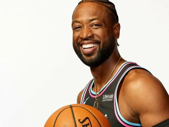 Dwyane Wade Age, Net worth: Weight, Wife, Kids, Bio-Wiki 2022 - The ...