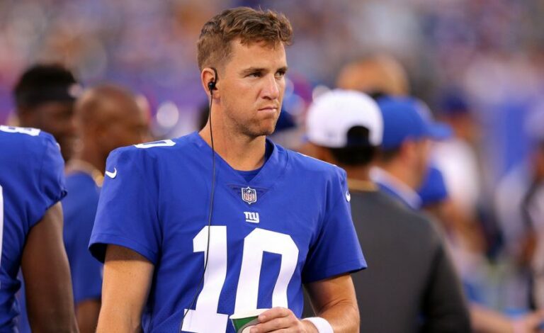 Eli Manning Net worth, Age: Wife, Kids, Weight, Bio-Wiki 2024| The ...