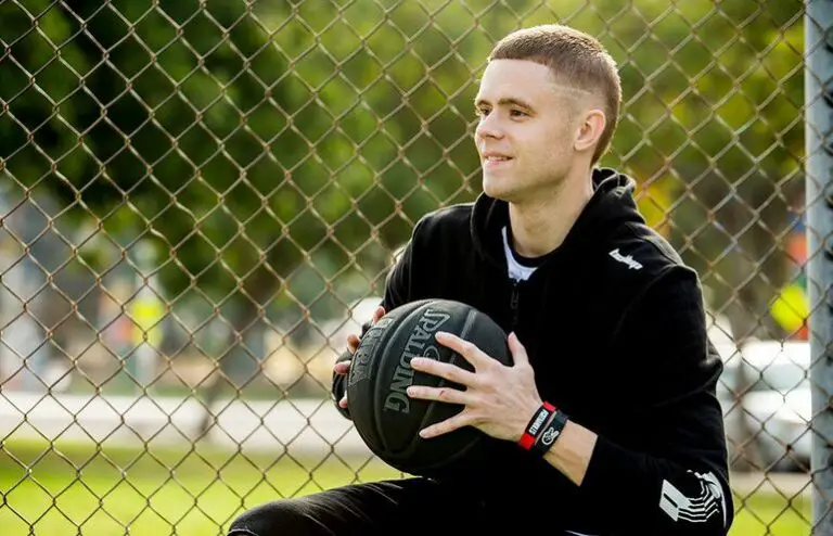 Grayson Boucher Age, Net worth: Kids, Wife, Weight, Bio-Wiki 2024| The ...