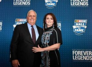 Joseph Riddick Hendrick III Net Worth, Age, Height, Bio, Weight 2022 ...