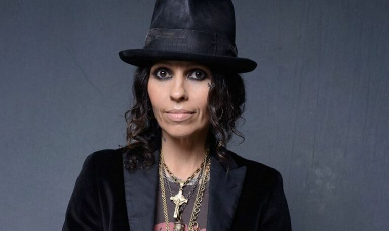 Linda Perry Net worth, Age: Kids, Weight, Bio-Wiki, Wife 2024| The ...