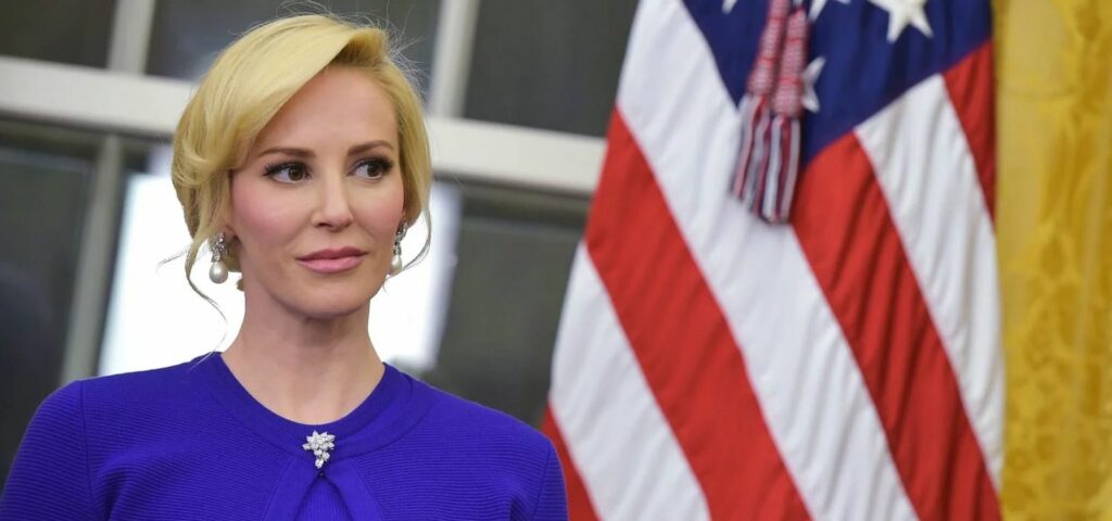 Louise Linton Age, Net worth: Bio-Wiki, Weight, Kids, Soulmate 2024 ...