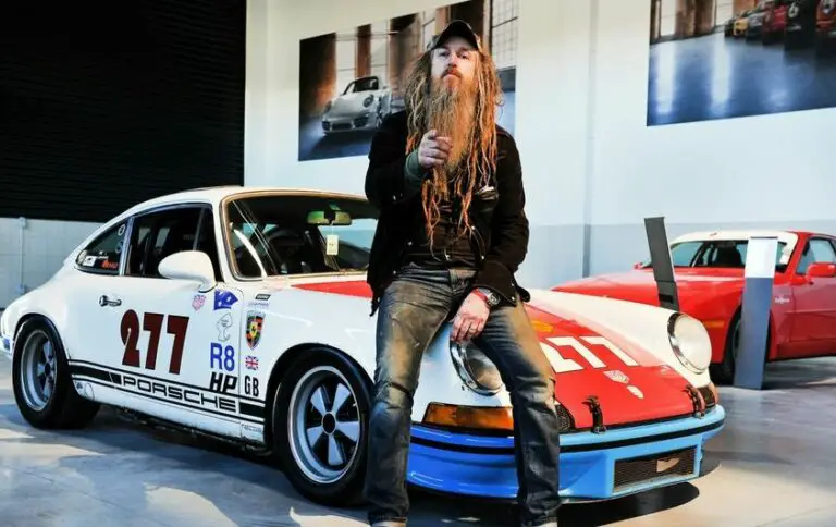 Magnus Walker net worth, Bio-Wiki, Age, Kids, Wife, Weight 2024| The ...