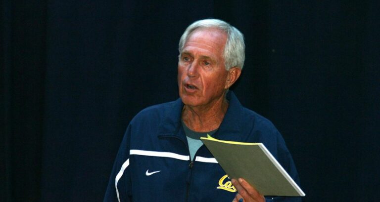 Mike White Net worth, Age: Wife, Bio-Wiki, Weight, Kids 2022 - The ...