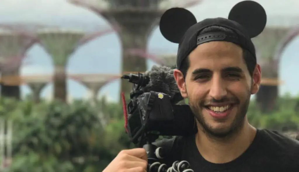 Nas Daily Net worth, Age: Kids, Wife, Weight, Bio-Wiki 2024| The Personage