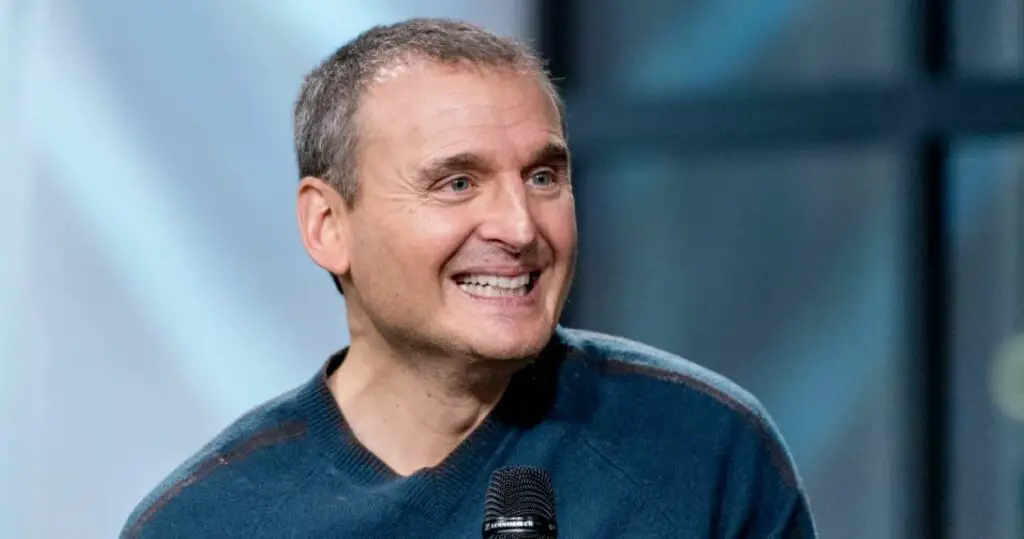 Phil Rosenthal net worth, Age, Bio-Wiki, Weight, Wife, Kids 2024| The ...