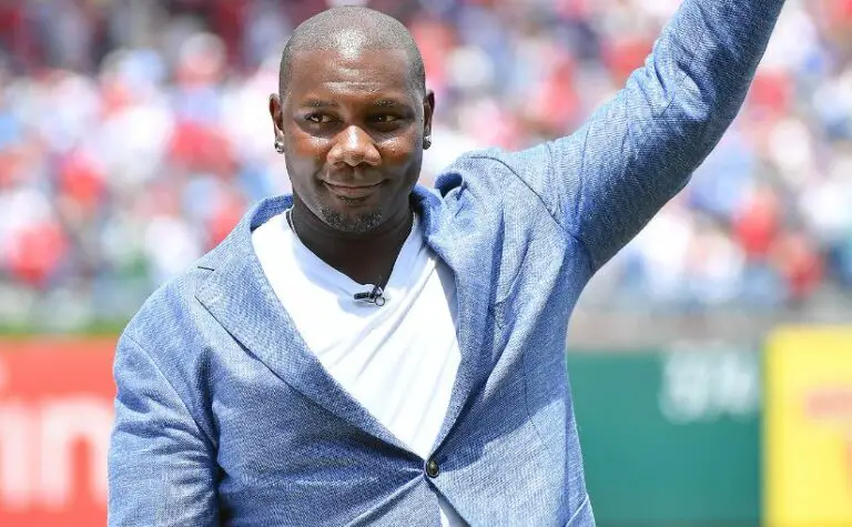 Ryan Howard Net worth, Age: Bio-Wiki, Wife, Kids, Weight 2024| The ...