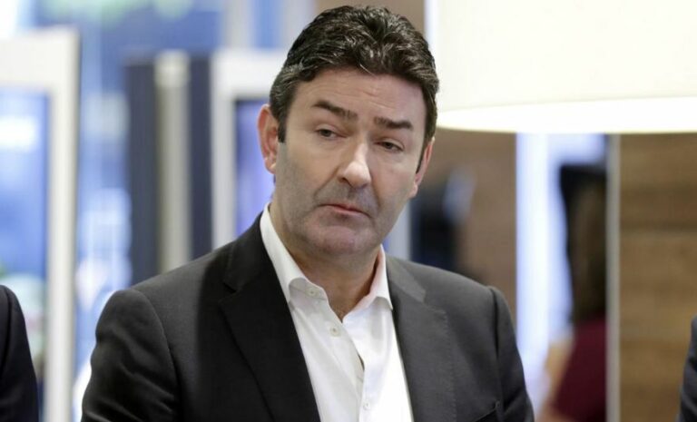 Steve Easterbrook Net worth, Age: Weight, Wife, Kids, Bio-Wiki 2024 ...