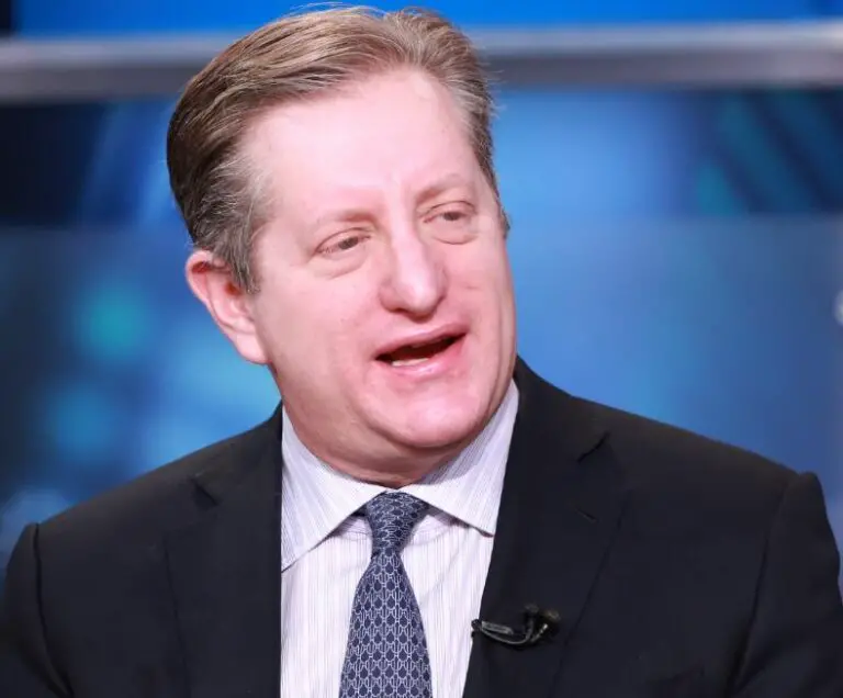 Steve Eisman Net worth, Age: Bio-Wiki, Kids, Weight, Wife 2024| The ...