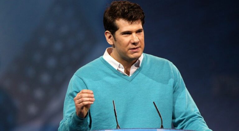 Steven Crowder net worth, Weight, Age, Wife, Kids, Bio-Wiki 2023- The ...