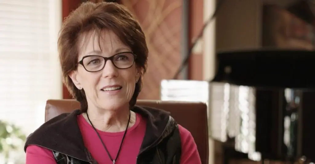 Susan Bennett Net worth, Age: Wife, Kids, Weight, Bio-Wiki 2024| The ...