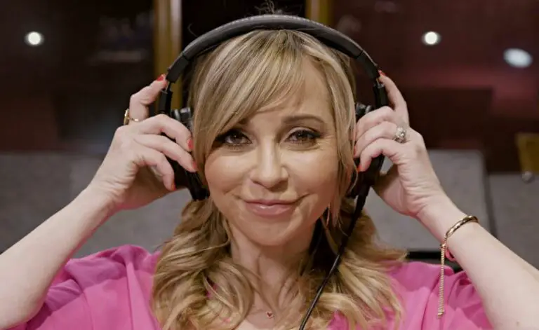 Tara Strong net worth, Age, Kids, Weight, Bio-Wiki, Husband 2024| The ...