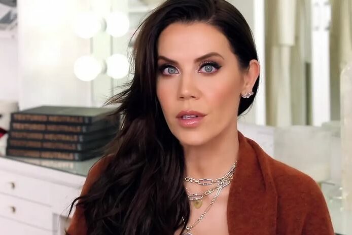 Tati Westbrook Age, Net worth: Weight, Kids, Wife, Bio-Wiki 2024| The ...