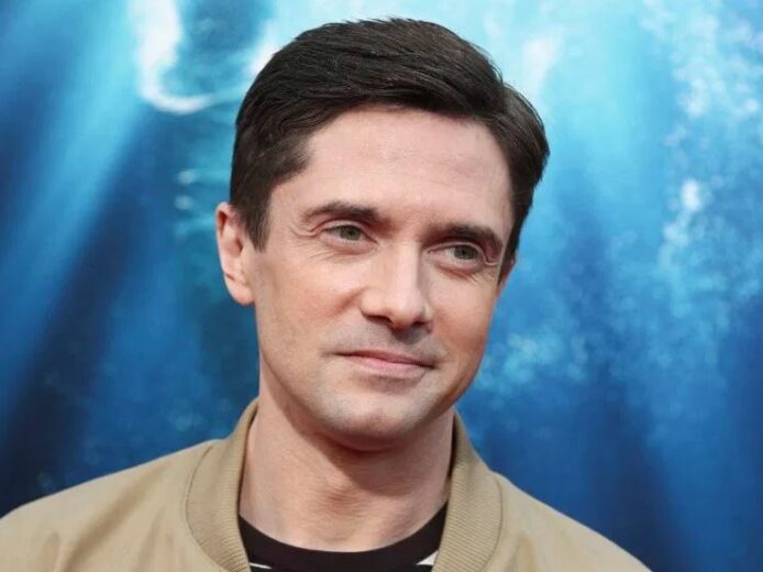 Topher Grace Net worth, Age: Bio-Wiki, Wife, Weight, Kids 2024| The ...