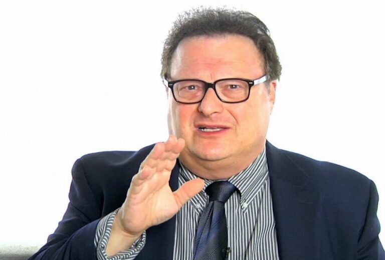 Wayne Knight net worth, Bio-Wiki, Kids, Age, Weight, Wife 2024| The ...