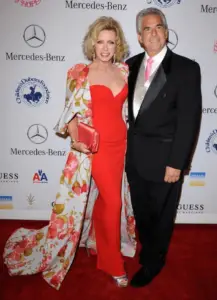 Donna Mills Age, Net worth: Bio-Wiki, Kids, Fiance, Weight 2024| The ...