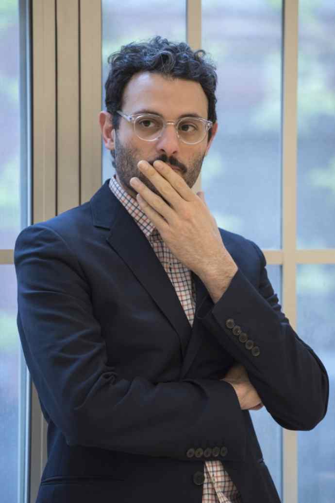 Arian Moayed Age, Net worth: Bio-Wiki, Wife, Weight, Kids 2024| The ...